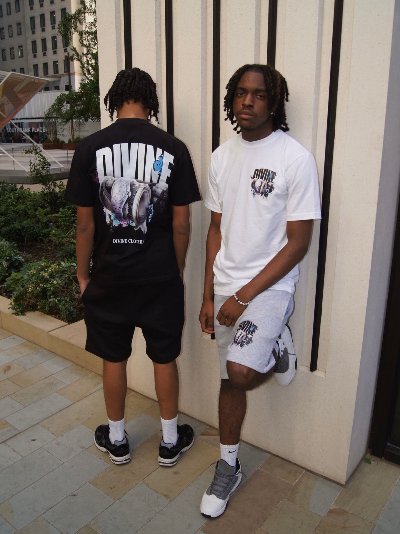 LAVISH SHORT SET - GREY/WHITE – DIVINEUK