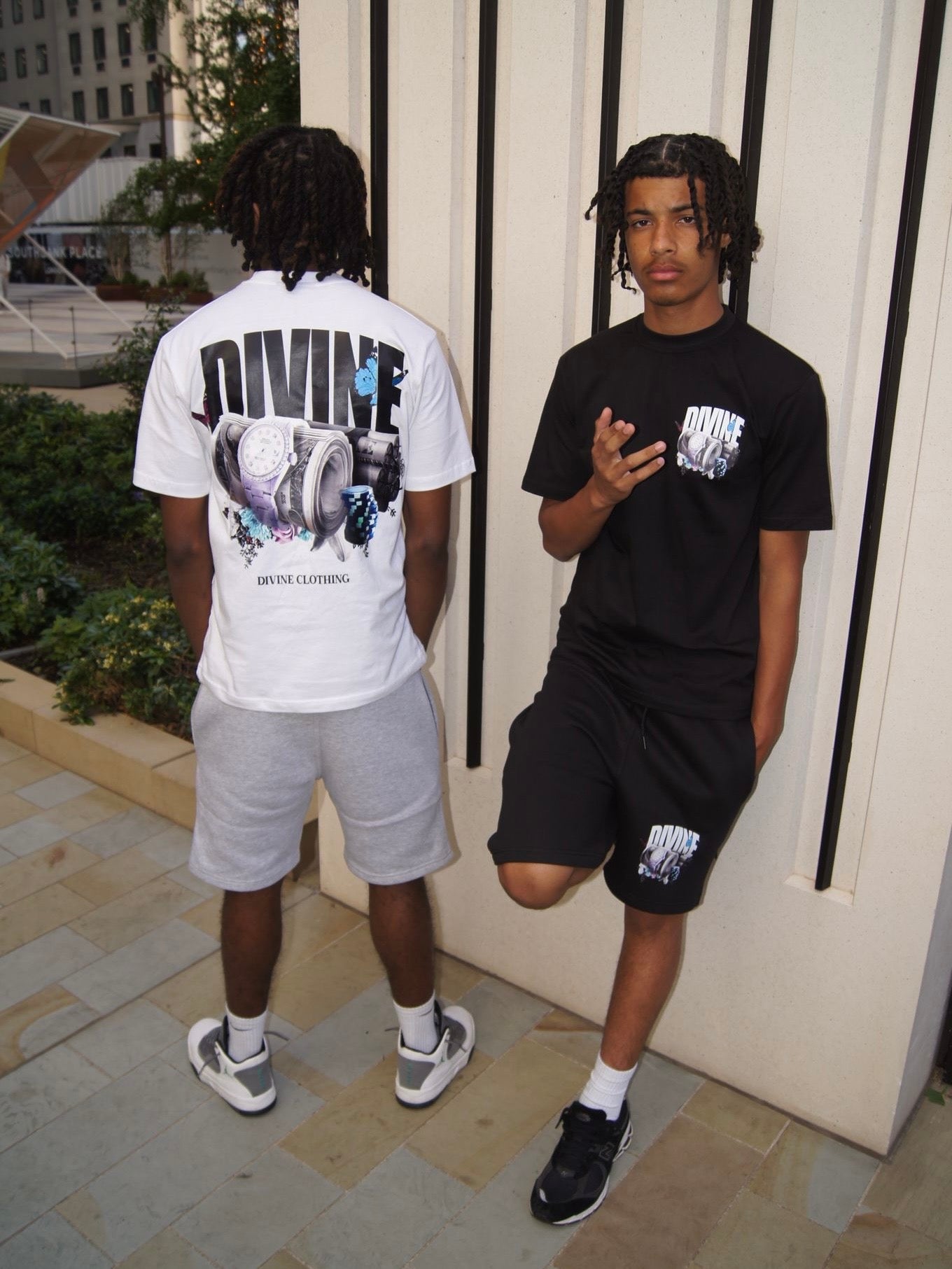 LAVISH SHORT SET - GREY/WHITE – DIVINEUK