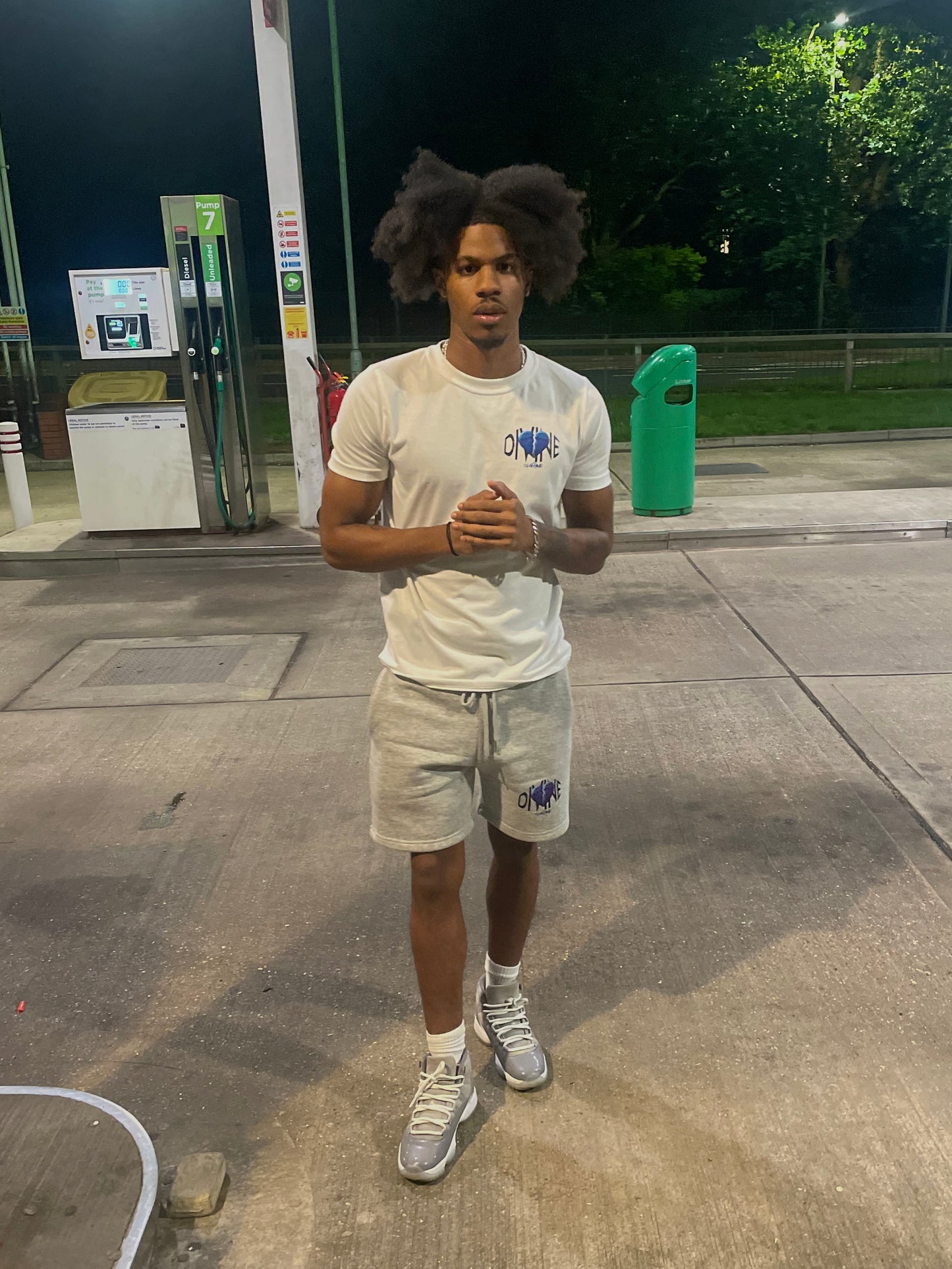 DESIRE SHORT SET - GREY/WHITE – DIVINEUK