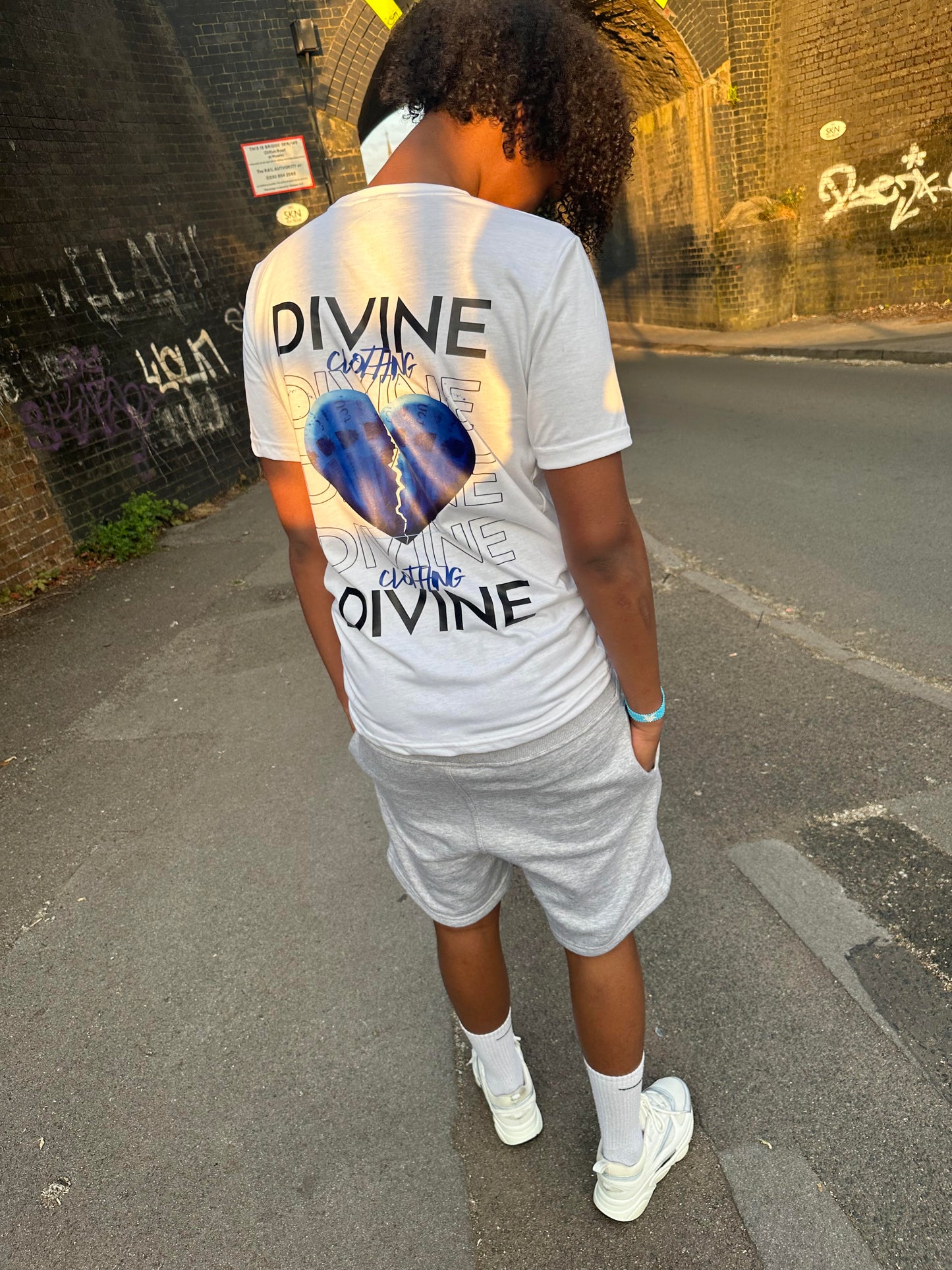 DESIRE SHORT SET - GREY/WHITE – DIVINEUK